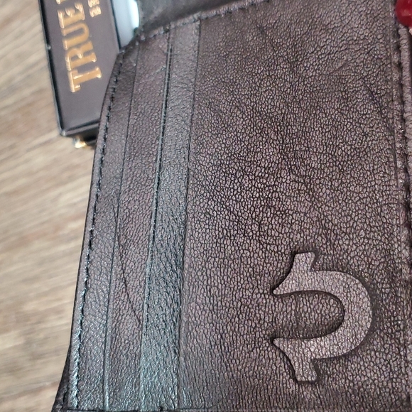 True Religion | Bags | True Religion 2piece Leather Slimfold Wallet Key ...